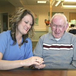 CHCAGE001 Facilitate the empowerment of older people