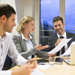 CHCCOM002 Use communication to build relationships